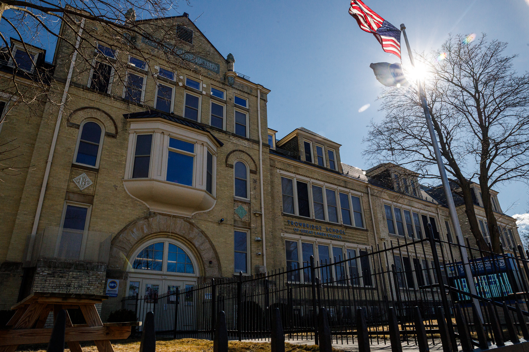 Here’s what we know after one MPS school closes because of lead ...